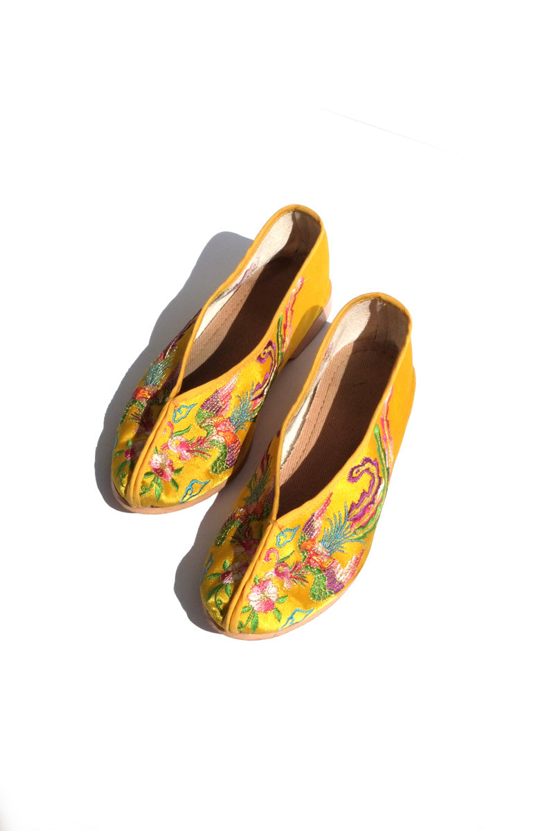 embroidered theater shoes - yellow – The Wax Apple